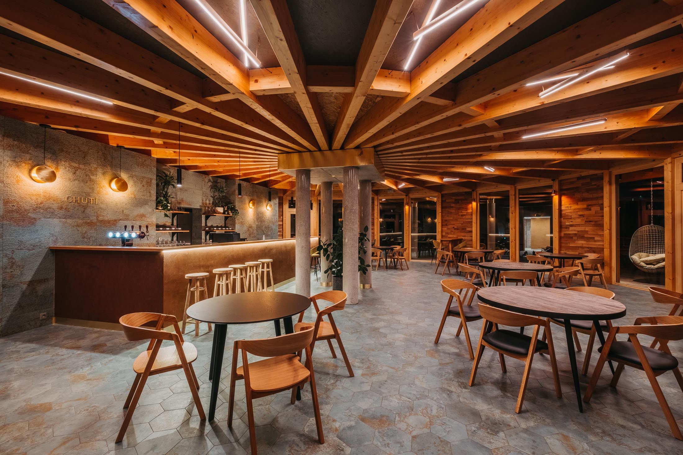 Teambuilding v Hradci Králové: zábava i relaxace | SALORI